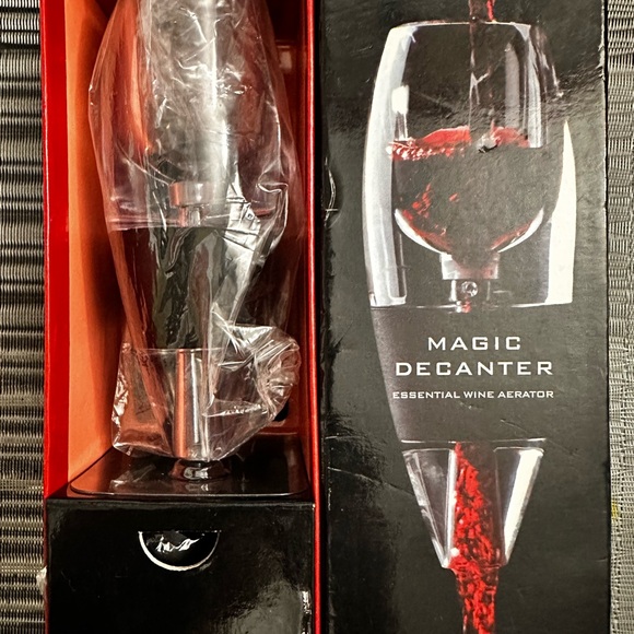 Kitchen | Magic Decanter Essential Wine Aerator | Poshmark